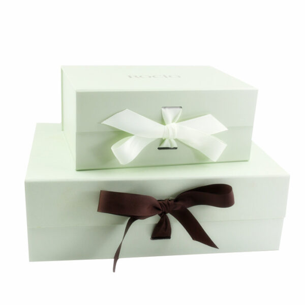 Customized Cardboard Paper Folding Packaging Boxes with Ribbon - tw-package